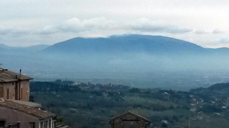 ASSISI ESTATE 2024, alla scoperta del Monte Subasio con 5 escursioni ...