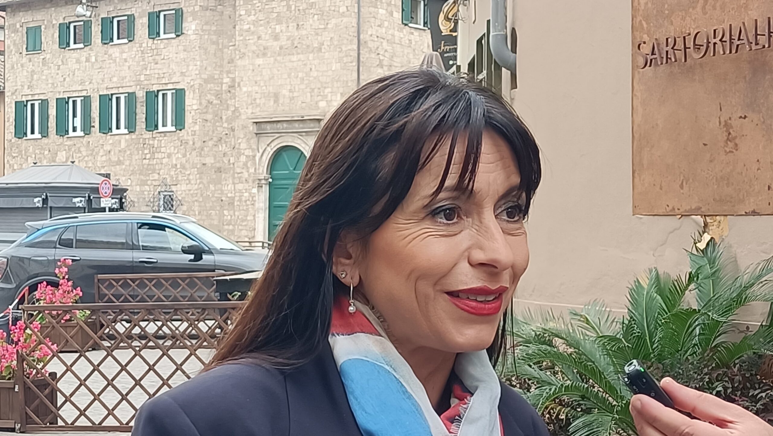 La premier Meloni chiama Proietti e la invita a Palazzo Chigi • Umbria ...